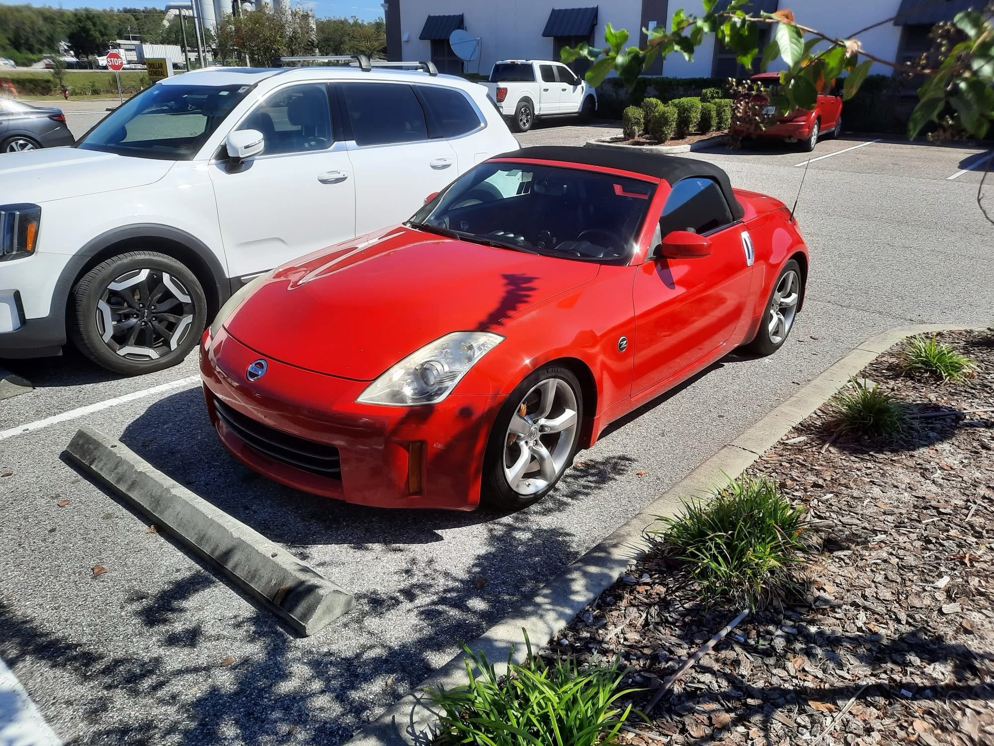 2007 Nissan 350Z Spotted in Town (October 2025) – Mick Lennon ...